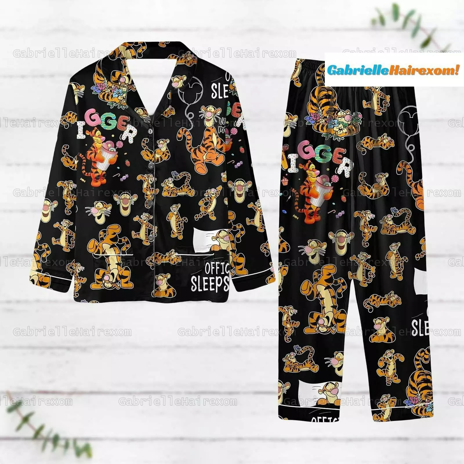 Disney Tigger Winnie The Pooh And Tigger Tigger Cartoon Holiday ...